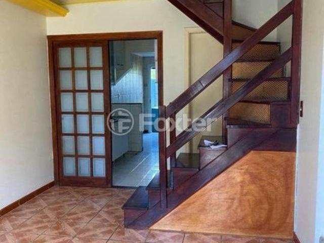 Casa em Condomínio, 2 dormitórios, 90 m², em Morro Santana