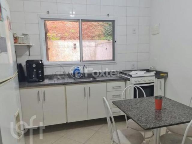Casa em Condomínio, 2 dormitórios, 100 m², em Jardim Regina Alice