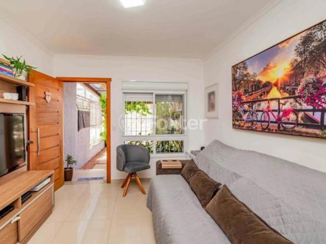 Casa em Condomínio, 2 dormitórios, 11006 m², em Hípica