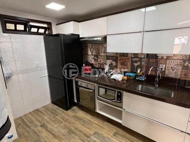 Casa em Condomínio, 2 dormitórios, 110 m², em Teresópolis