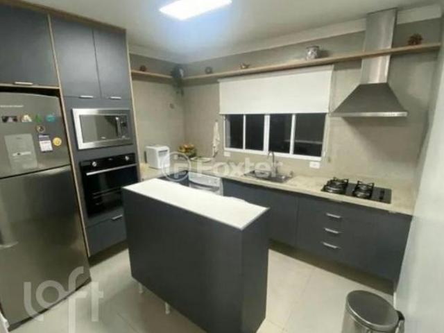 Casa em Condomínio, 2 dormitórios, 110 m², em Vila Bela