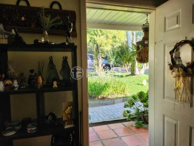Casa em Condomínio, 2 dormitórios, 124 m², em Elsa