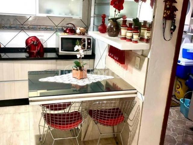 Casa em Condomínio, 2 dormitórios, 130 m², em Estância Velha