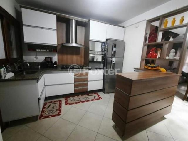Casa em Condomínio, 2 dormitórios, 132.36 m², em Cavalhada