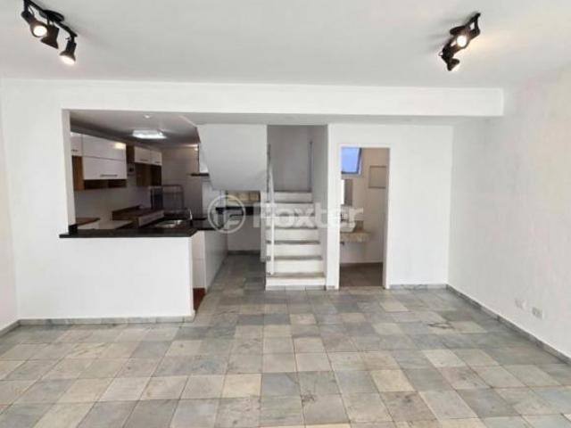 Casa em Condomínio, 2 dormitórios, 140 m², em Vila Ipojuca