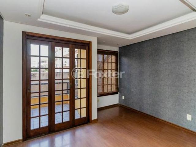 Casa em Condomínio, 2 dormitórios, 158.89 m², em Menino Deus