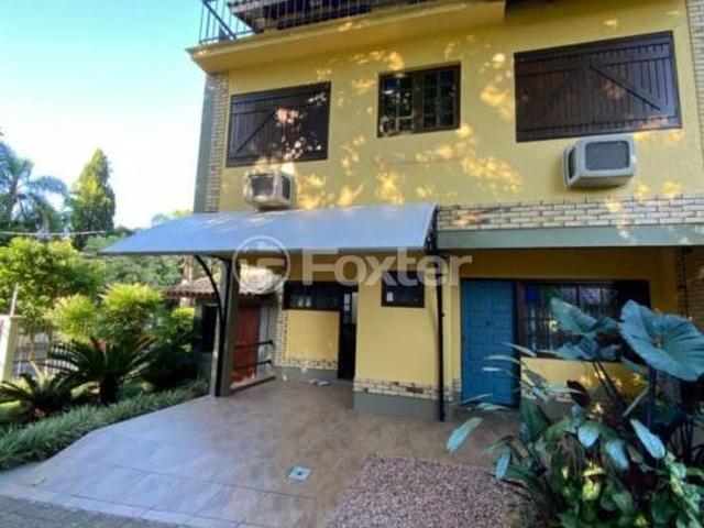 Casa em Condomínio, 2 dormitórios, 162 m², em Tristeza