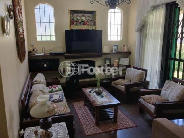 Casa em Condomínio, 2 dormitórios, 164 m², em Cavalhada