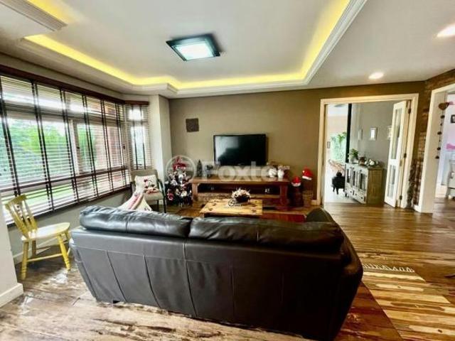 Casa em Condomínio, 2 dormitórios, 172.52 m², em Vila Imperial