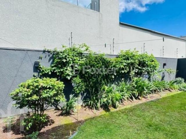 Casa em Condomínio, 2 dormitórios, 172 m², em Parque da Matriz