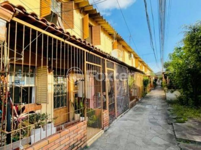 Casa em Condomínio, 2 dormitórios, 36 m², em Guarujá