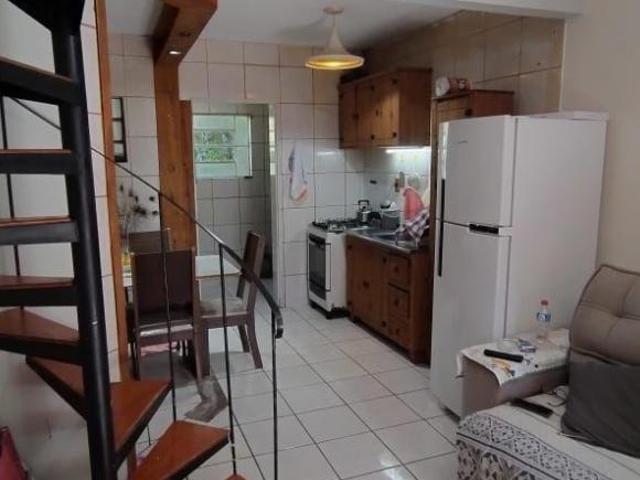 Casa em Condomínio 2 dormitórios à venda Guarujá Porto Alegre/RS