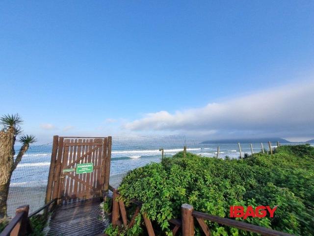 Casa em Condominio 2 Quartos Morro Das Pedras 62m²