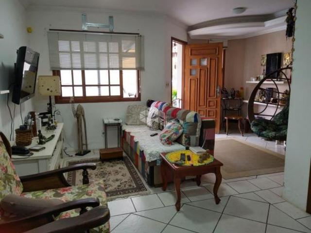 Casa em Condomínio 2 quartos no bairro Hípica, em Porto Alegre