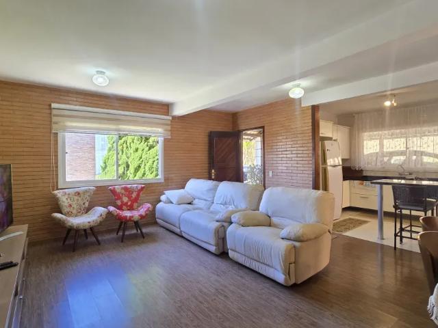 Casa em Condomínio 2 Quartos Cachoeira 120m²