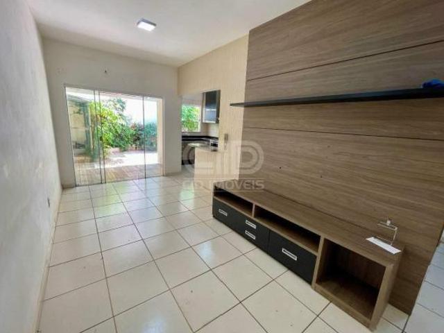 Casa em condomínio 2 quartos Parque Geórgia