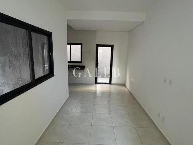 CASA EM CONDOMINIO 2 QUARTOS