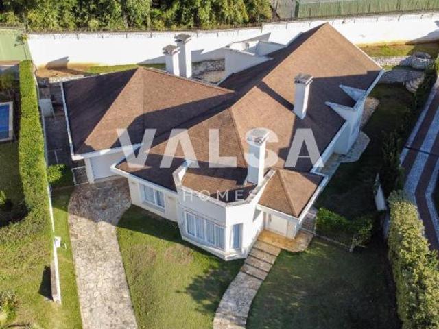 Casa em condomínio, 2 quartos, 304m2, 4 vagas no Campo Comprido