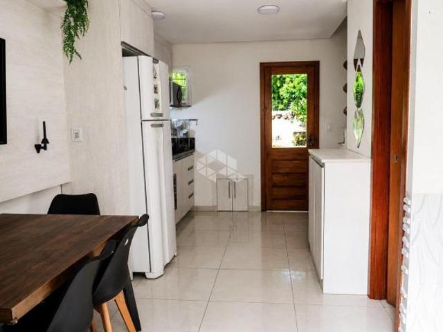 Casa em condomínio 2 quartos, 3 vagas Bairro Nonoai, em Porto Alegre RS