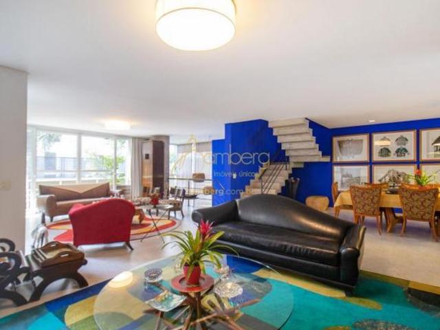 CASA EM CONDOMINIO 300M² 4 SUÍTES, JARDIM, ÁREA GOURMET, 6 VAGAS PRÓXIMO AO PARQUE DO CORDEIRO