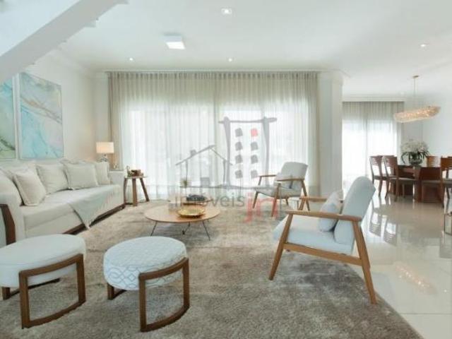 Casa em condomínio 342 m² terreno 300 m² 4 suítes 4 vagas Venda por R$ 5.200.000 Alphavi