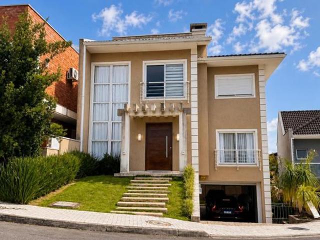 Casa em Condomínio