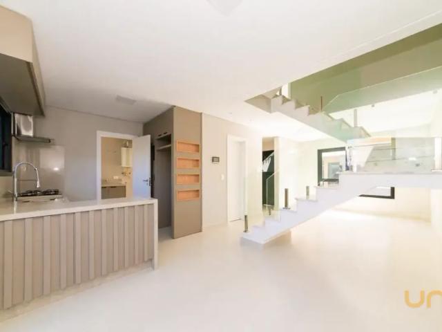 Casa em Condomínio