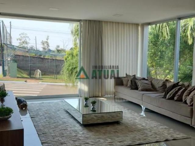 Casa em Condomínio