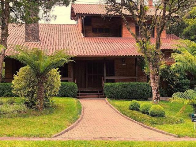 CASA EM CONDOMINIO