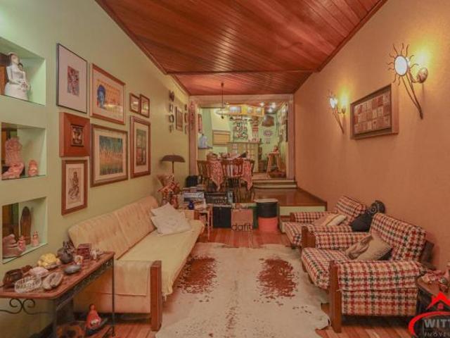 Casa em condomínio