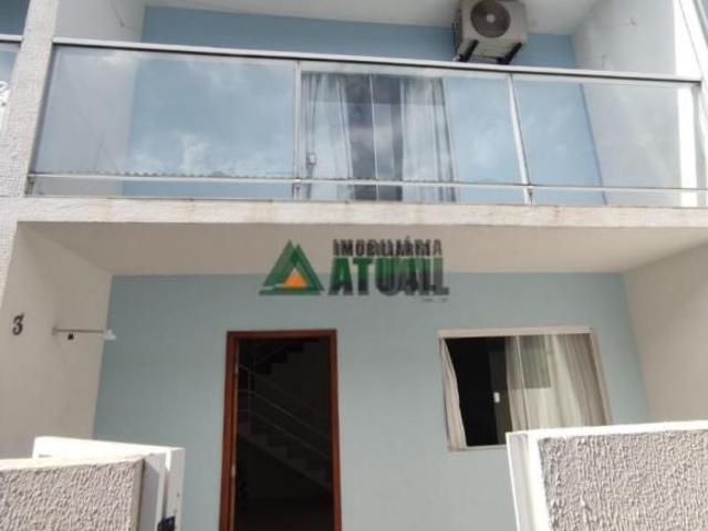 Casa em Condomínio