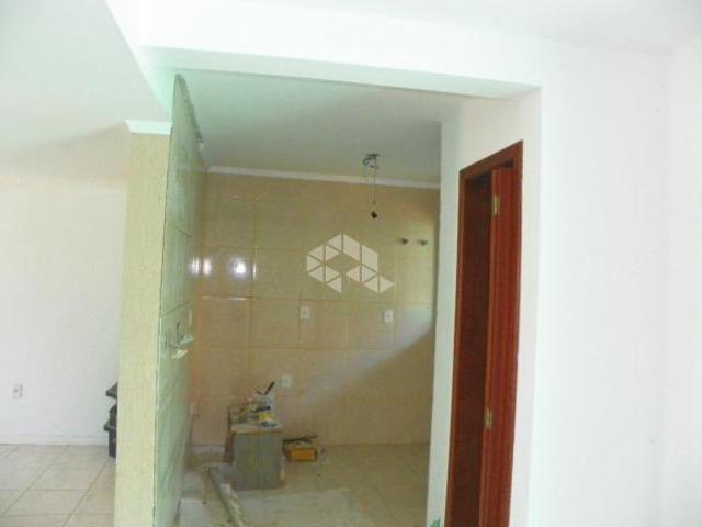 CASA EM CONDOMINIO