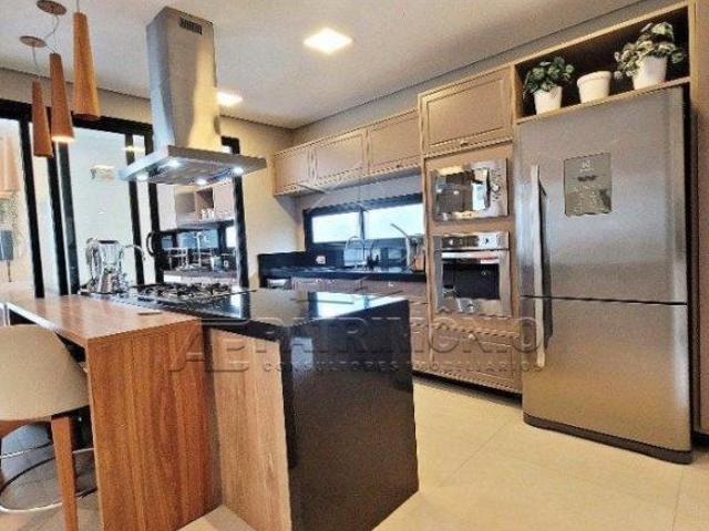 CASA EM CONDOMINIO, 4 Dormitório s Bairro Alphaville Nova Esplanada 3