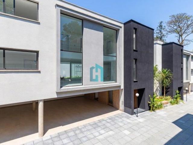 Casa em Condomínio 4 Dormitório s Bairro Alto da Boa Vista