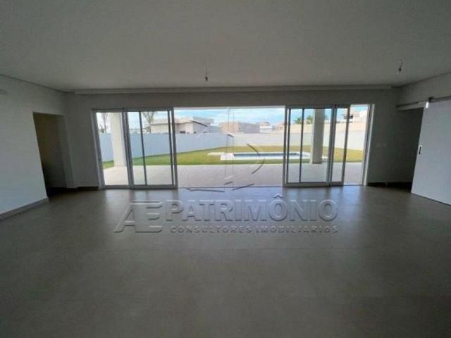 CASA EM CONDOMINIO, 4 Dormitório s Bairro Barreirinho