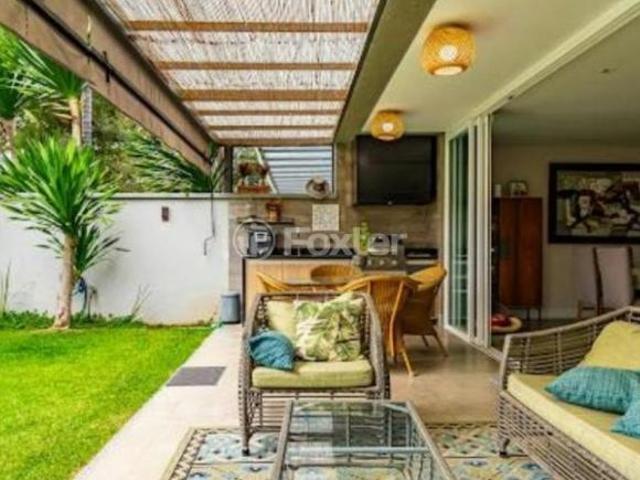 Casa em Condomínio, 4 dormitórios, 424 m², em Jardim Cordeiro
