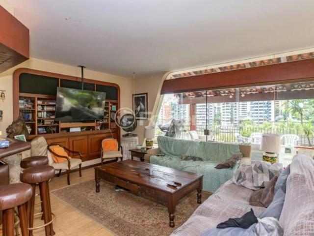 Casa em Condomínio, 4 dormitórios, 450 m², em Jardim Vitória Régia