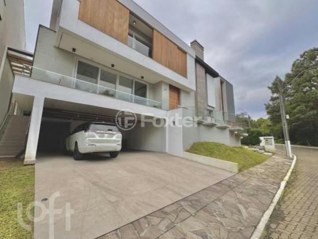 Casa em Condomínio, 4 dormitórios, 488 m², em Hípica