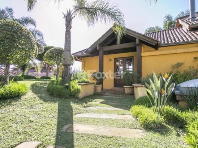 Casa em Condomínio, 4 dormitórios, 515.73 m², em Boa Vista