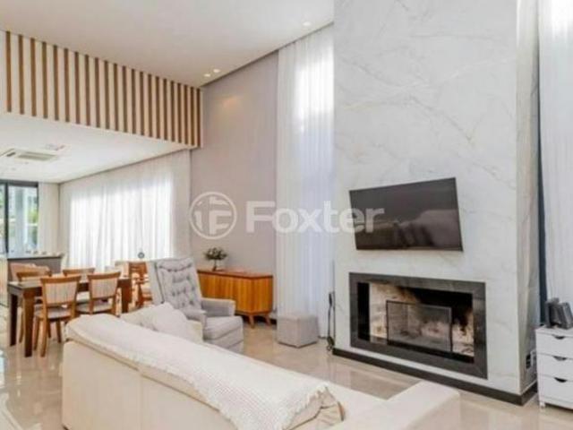 Casa em Condomínio, 4 dormitórios, 598.86 m², em Vila Nova