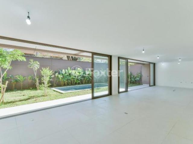 Casa em Condomínio, 4 dormitórios, 620 m², em Jardim dos Estados