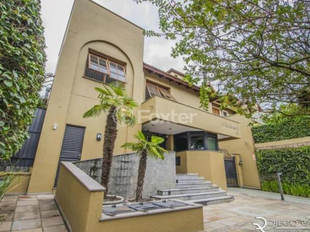 Casa em Condomínio, 4 dormitórios, 632.98 m², em Três Figueiras