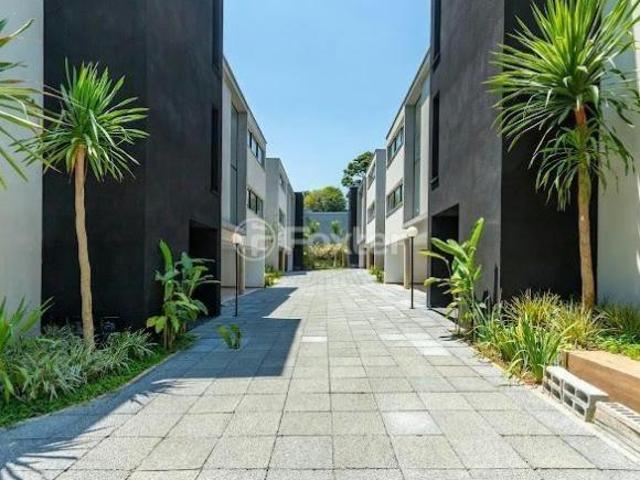Casa em Condomínio, 4 dormitórios, 719 m², em Jardim Cordeiro