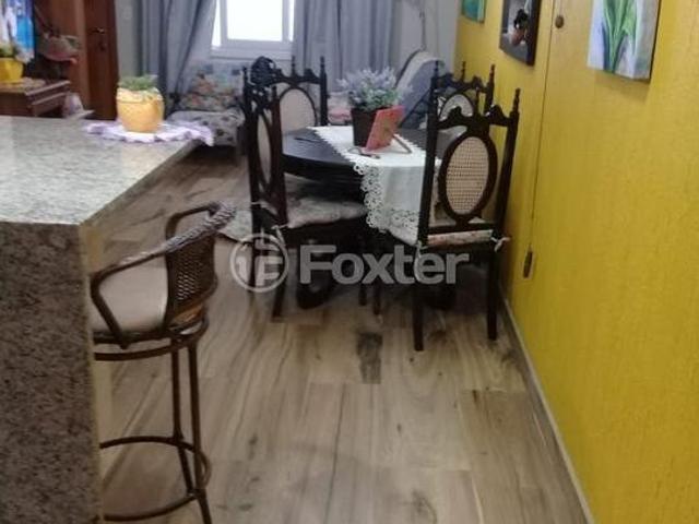 Casa em Condomínio, 4 dormitórios, 108.48 m², em Centro