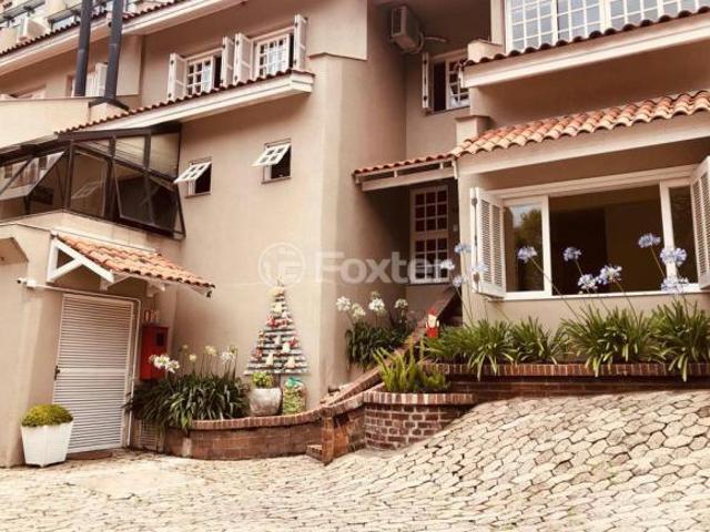 Casa em Condomínio, 4 dormitórios, 114 m², em Suzana