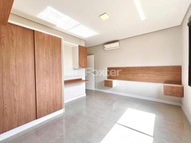 Casa em Condomínio, 4 dormitórios, 150 m², em XANGRI LÁ