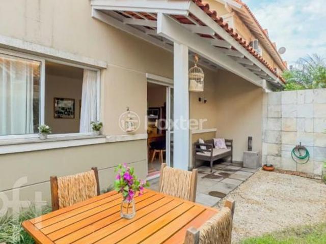 Casa em Condomínio, 4 dormitórios, 156.87 m², em Sarandi