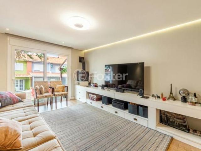 Casa em Condomínio, 4 dormitórios, 180 m², em Santo Antônio
