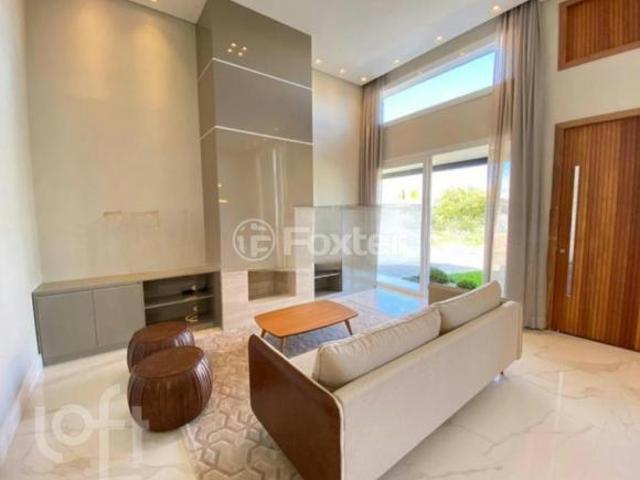 Casa em Condomínio, 4 dormitórios, 195 m², em Arco Íris
