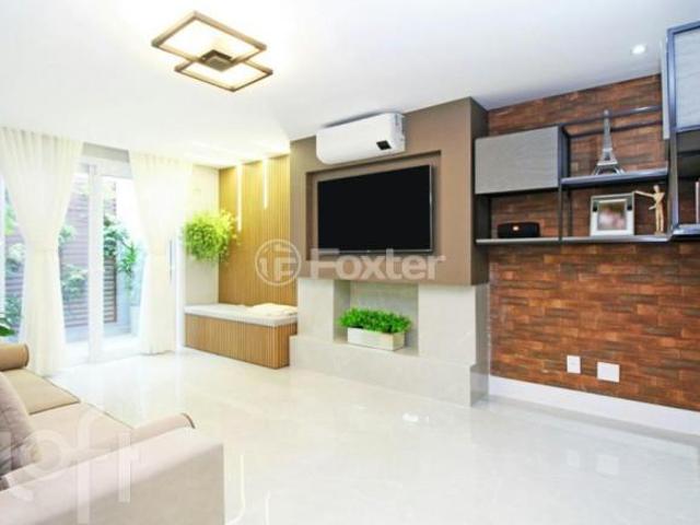 Casa em Condomínio, 4 dormitórios, 200 m², em Sarandi